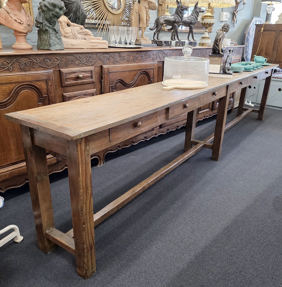 Miguel Meirelles Antiques – A Long French Hall Table