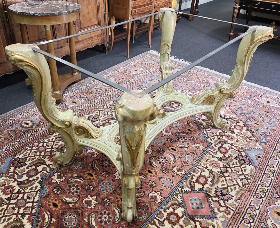 Miguel Meirelles Antiques - A Venetian Dining Table Base