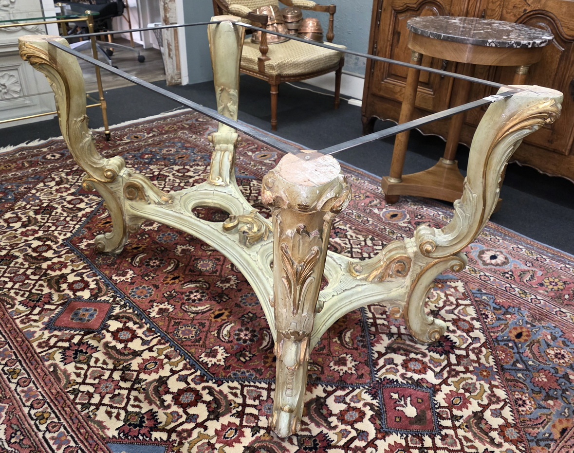 Miguel Meirelles Antiques - A Venetian Dining Table Base