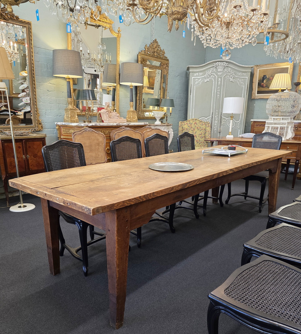 Miguel Meirelles Antiques - An 18th century French Farmhouse Table