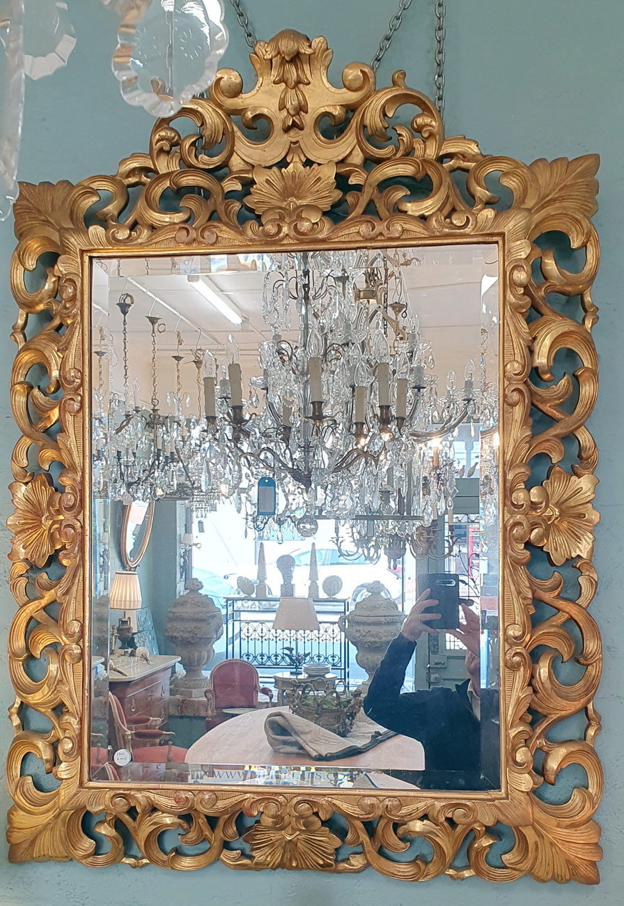Miguel Meirelles Antiques - A French Louis XIV Mirror