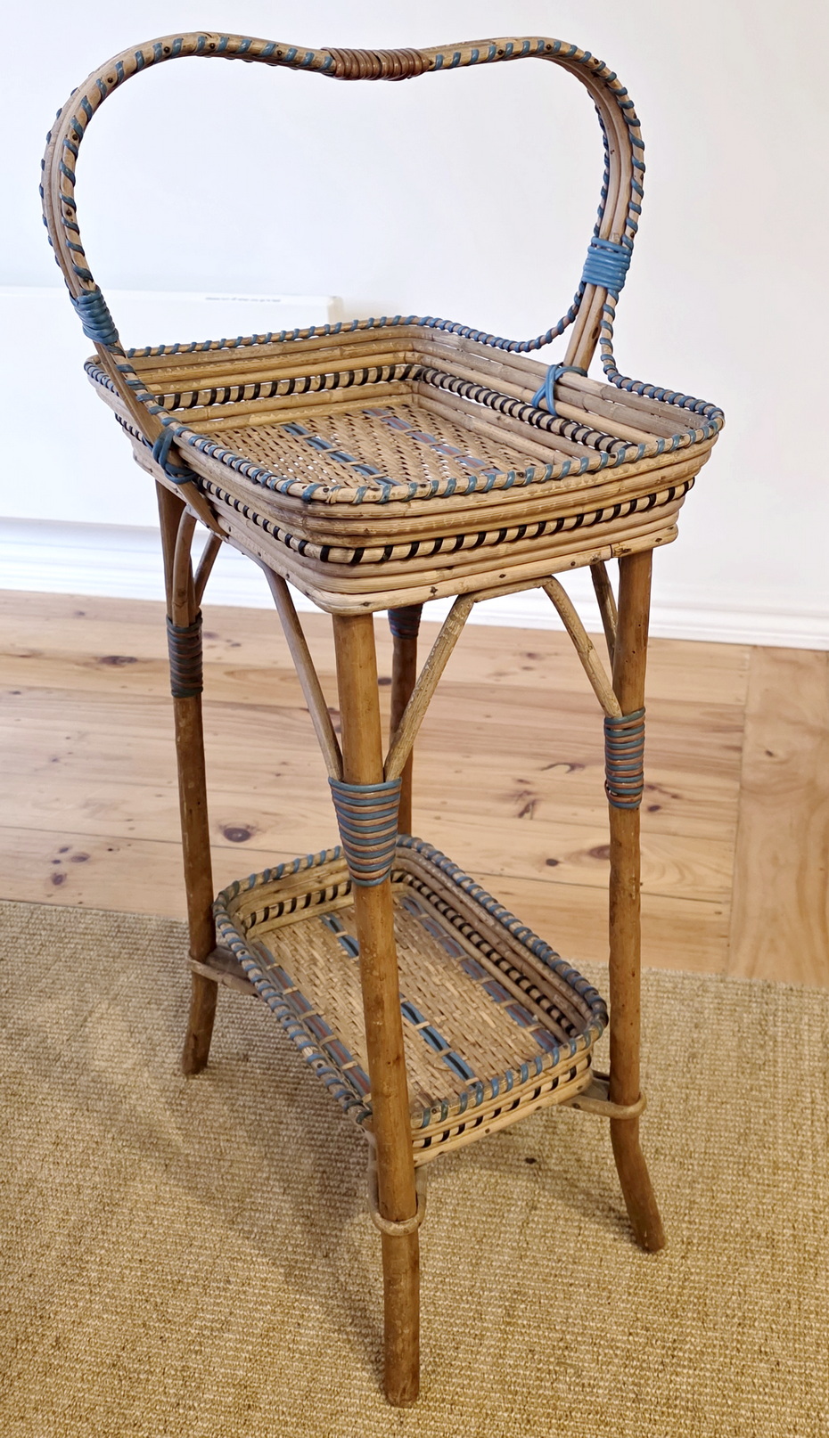 Miguel Meirelles Antiques – A French Wicker Work Table