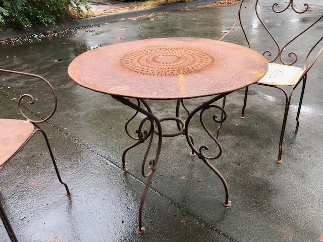 A French Garden Table