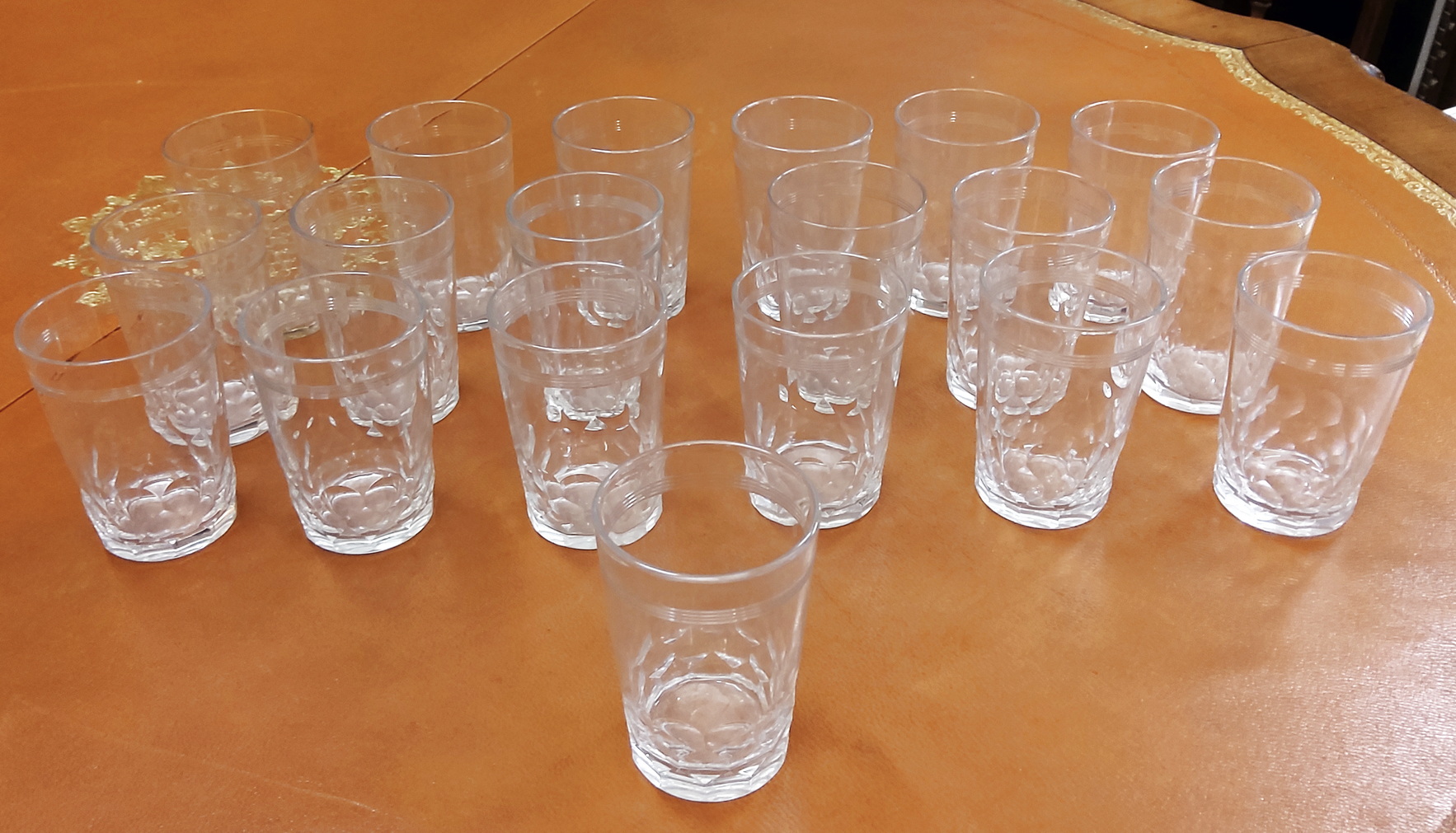 Miguel Meirelles Antiques – A set of 8 'Shot' Glasses