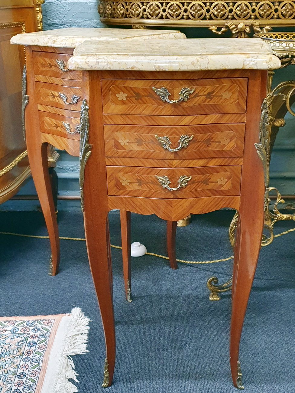 Miguel Meirelles Antiques - A pair of Louis XV Bedside Tables