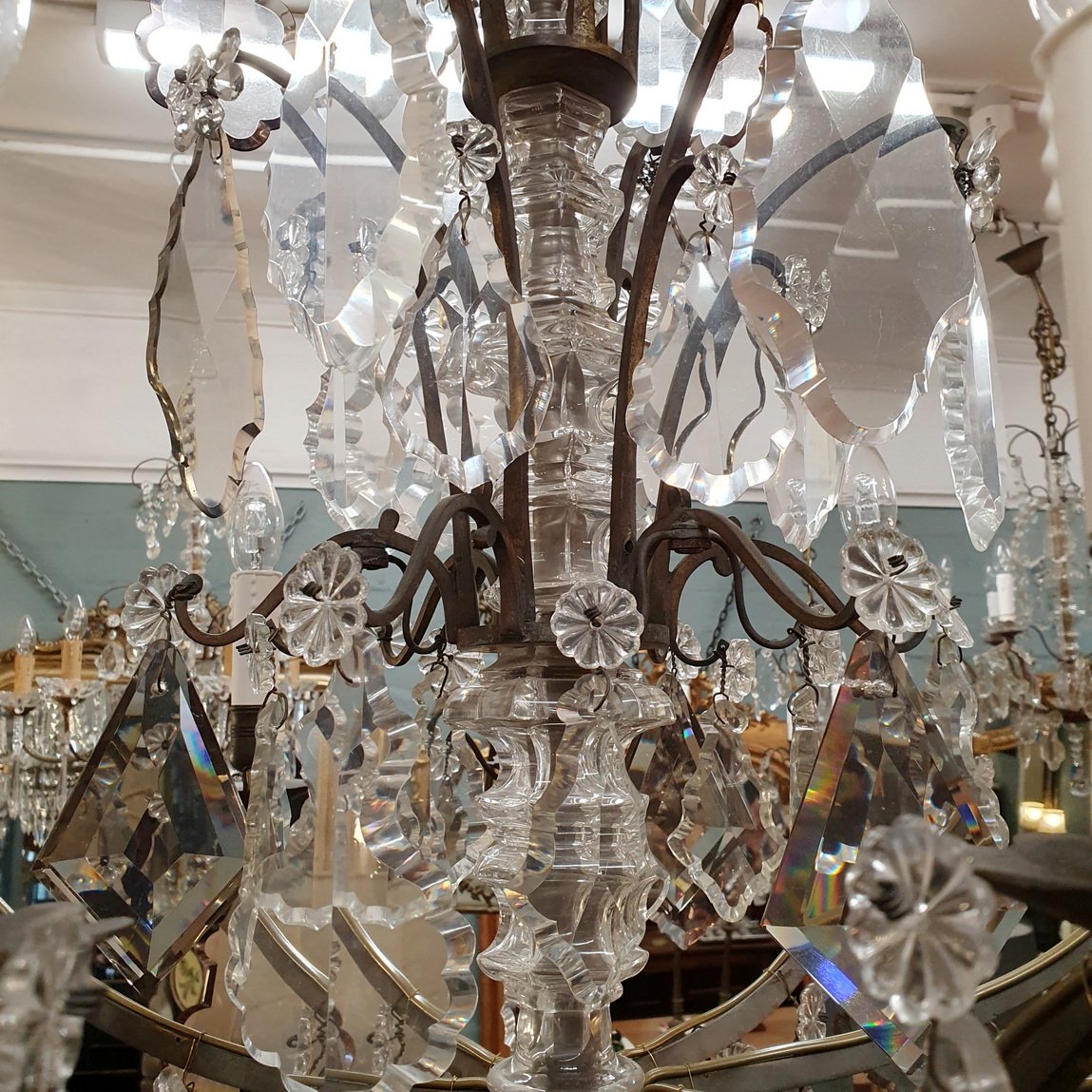 Miguel Meirelles Antiques – A pair of large and elegant Parisian ...