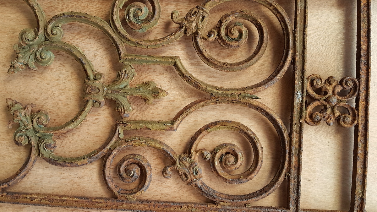 A Parisian Scroll Motifs Grille