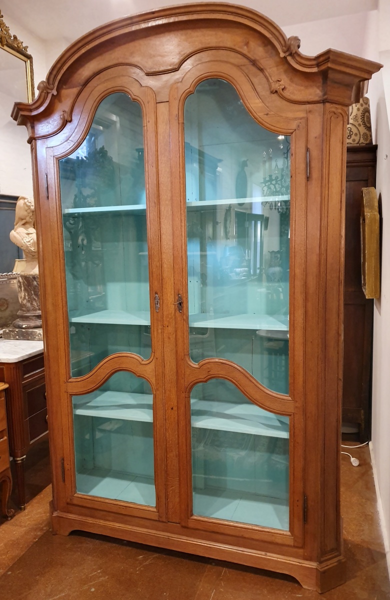 A fine Parisian Bookcase