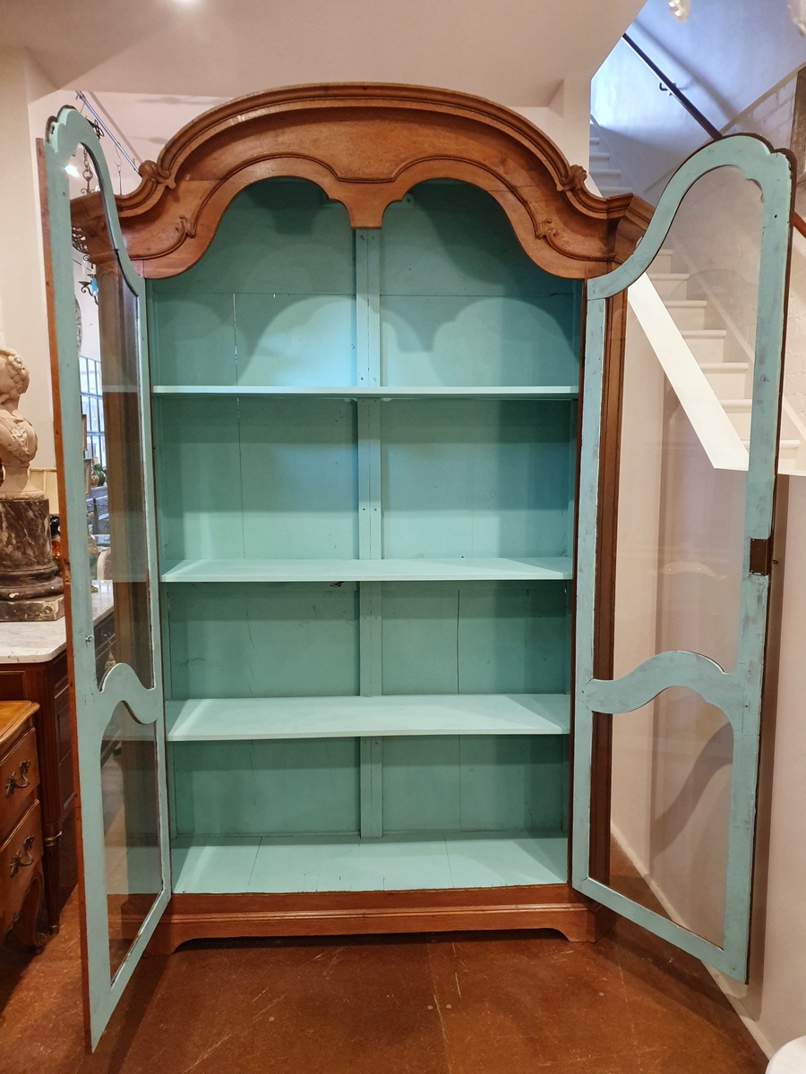 A fine Parisian Bookcase